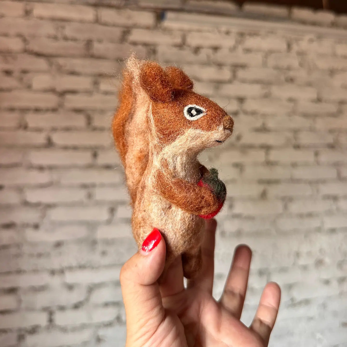 Felt Brown Squirrel Finger Puppet – Indio Durham